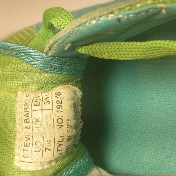 Steve & Barry's | Shoes | Steve And Barrys Green Sneakers | Poshmark